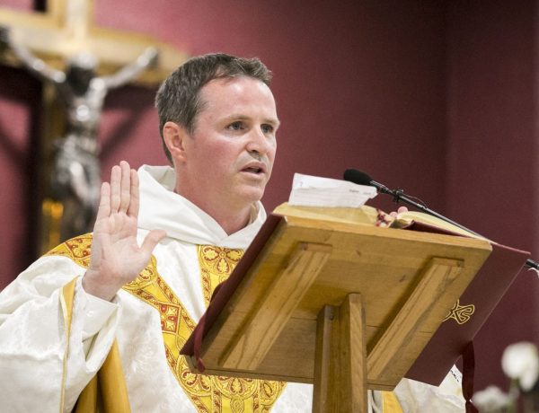 Former Manchester United footballer enjoying life as a priest ...
